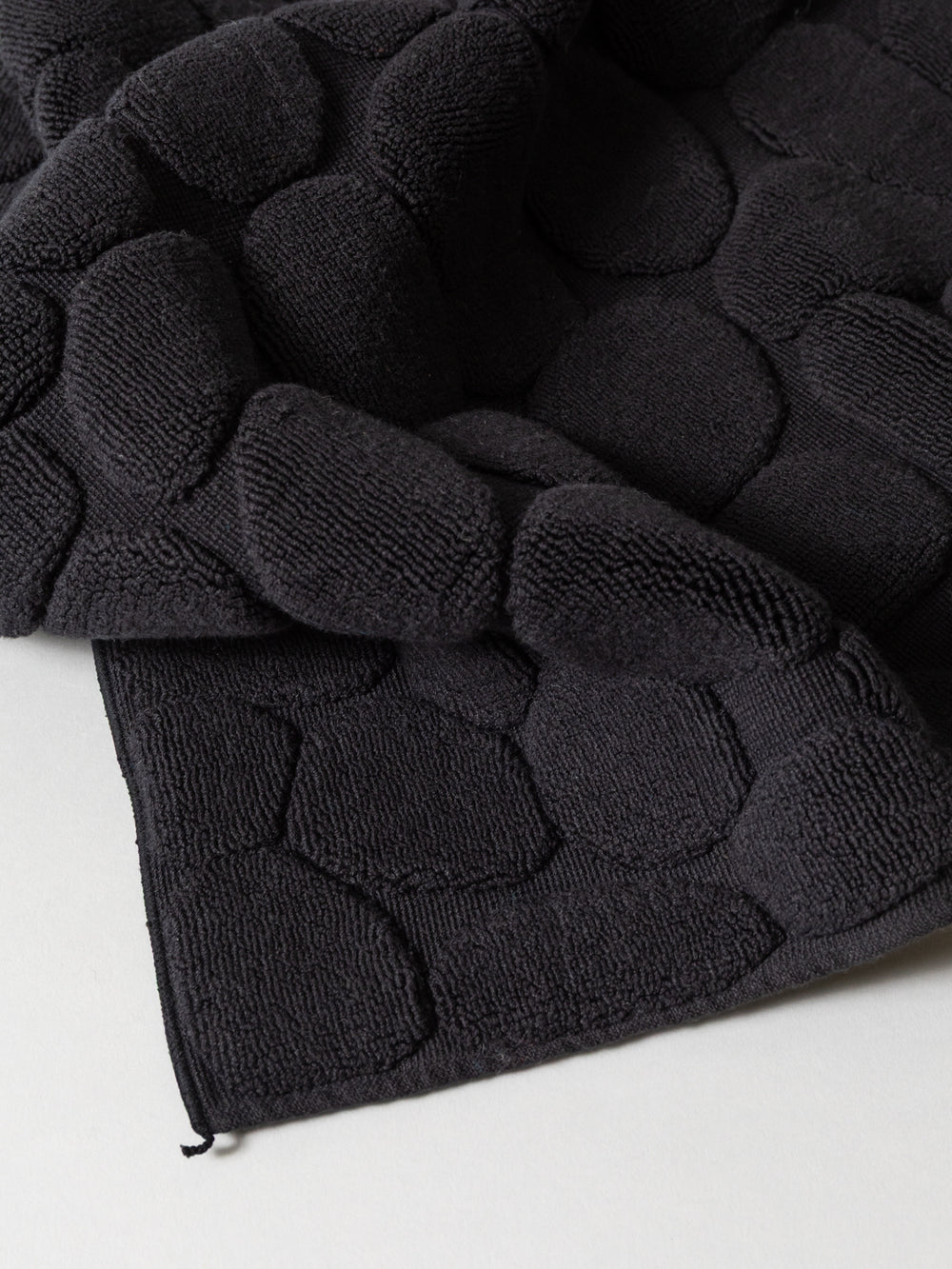 Ishikoro Pebble Bath Mat | Japanese Stone Bath Mat | rikumo