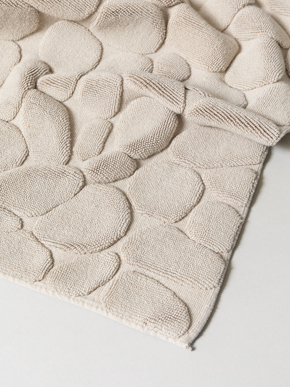Ishikoro Pebble Bath Mat | Japanese Stone Bath Mat | rikumo
